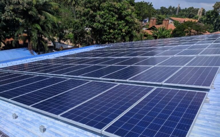 Solar Controller: Innovative Solutions - Elum Energy